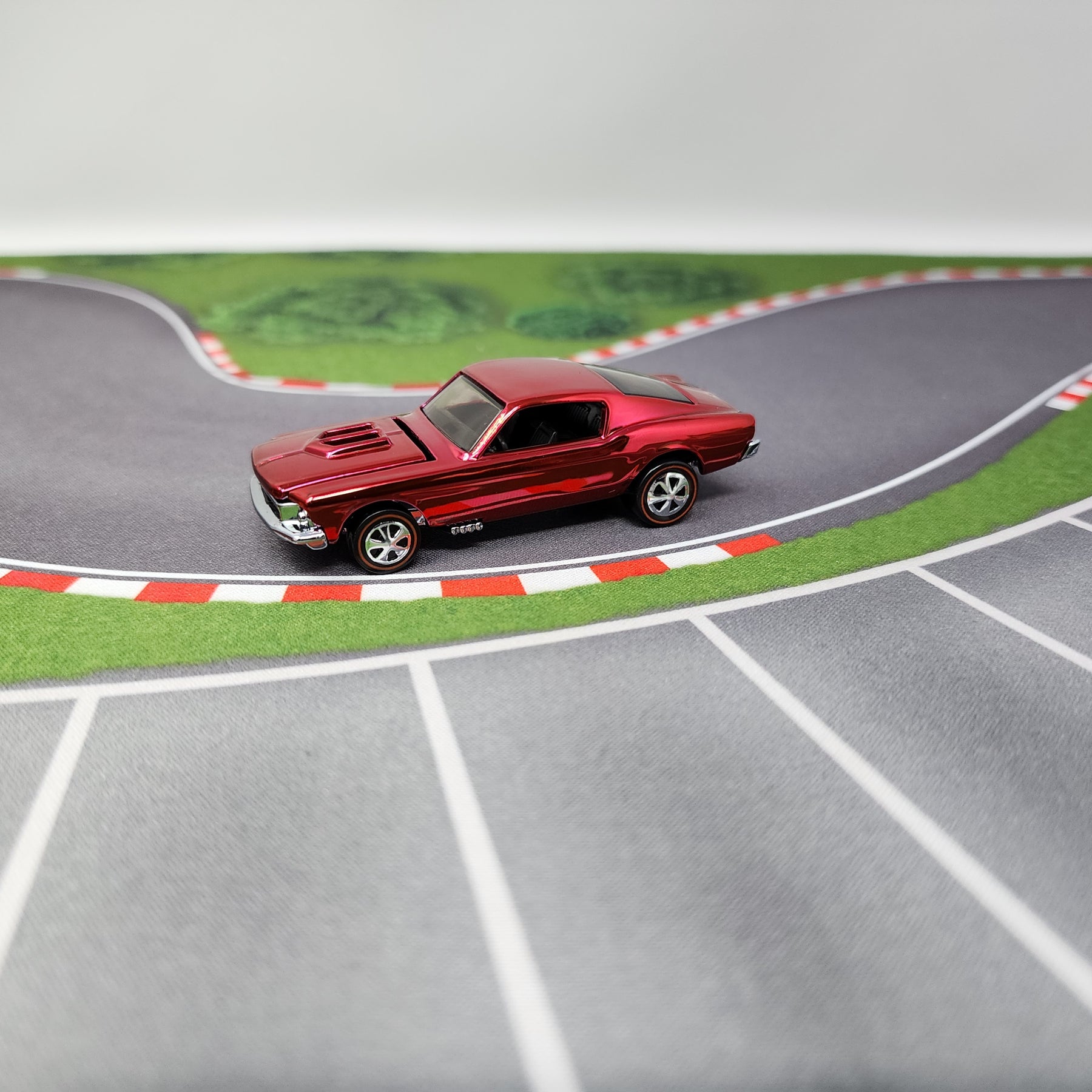 Custom Mustang * Hot Wheels 80th Anniversary Red Original 16 ...