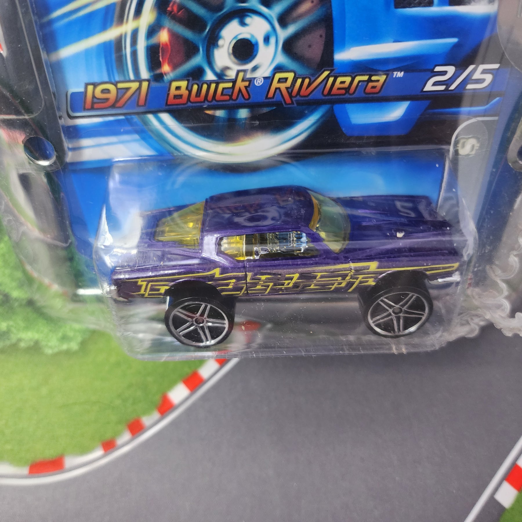 License Plate Frame w/ 2 cars included * Hot Wheels – Wheelcollectors LLC